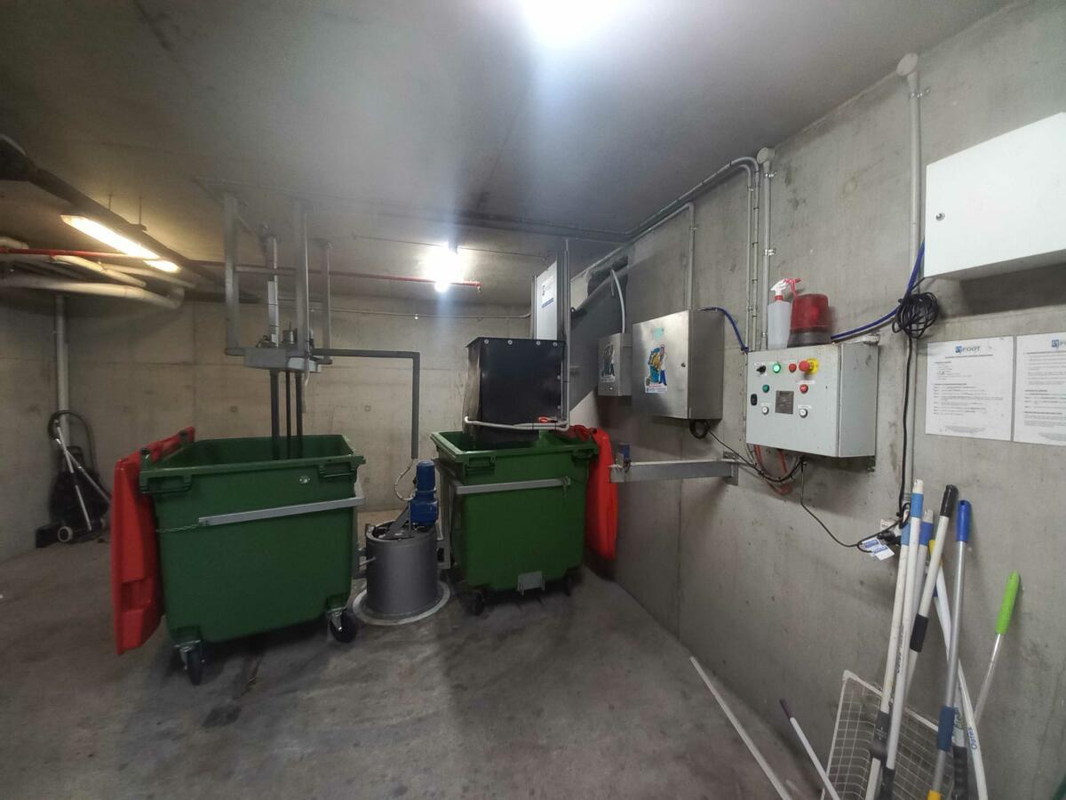 Garbage Doctor® - Eliminate odours in bin rooms, chutes and compactors